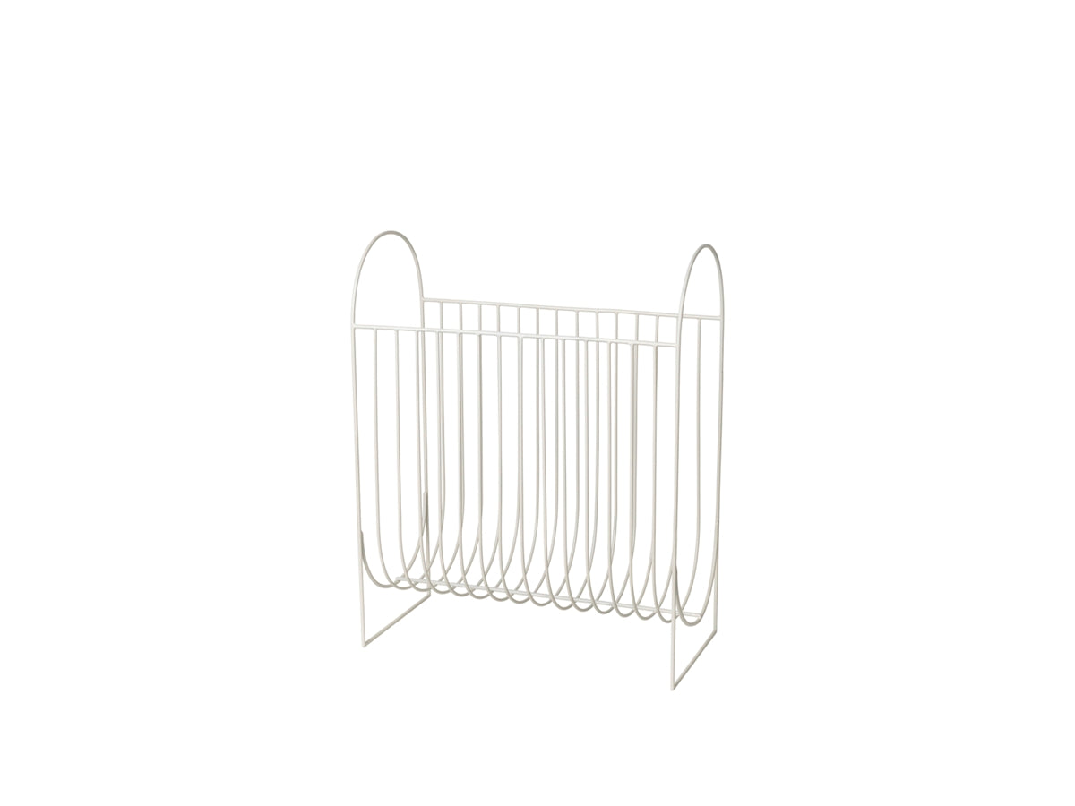 MAGGIE MAGAZINE HOLDER – inside out by Lynne